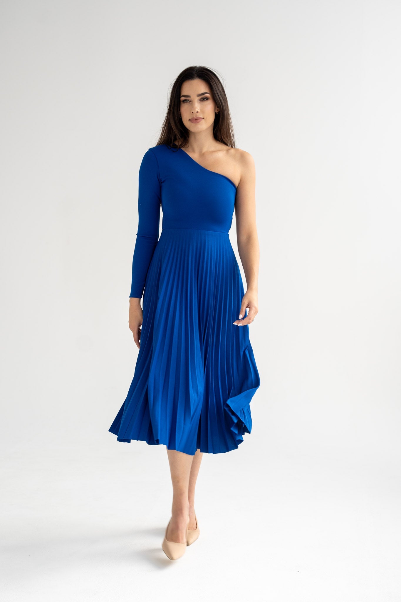 PLEATED RANGE – LENA LISA | Fashion Designer