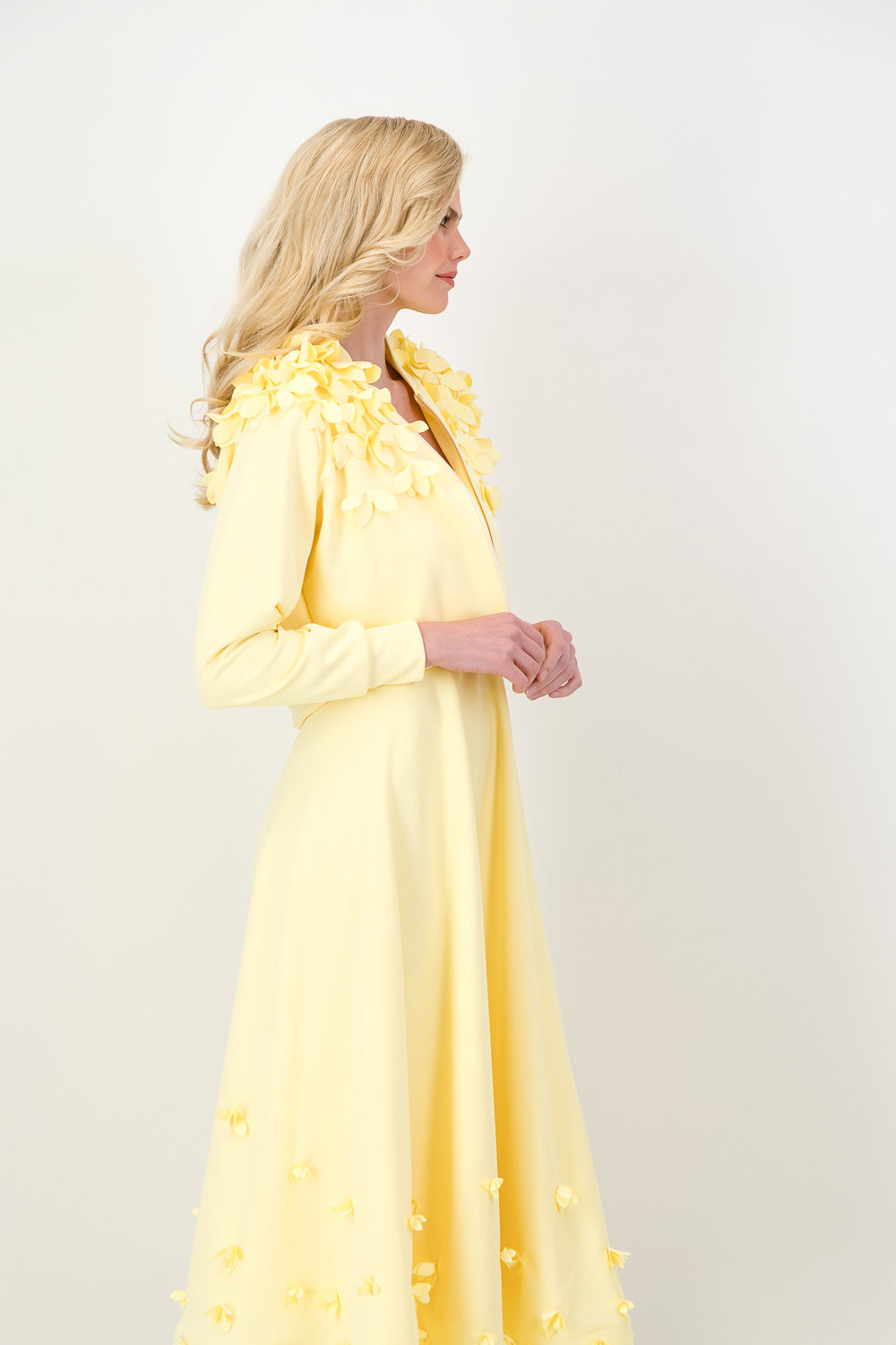 NEW IN – LENA LISA | Fashion Designer