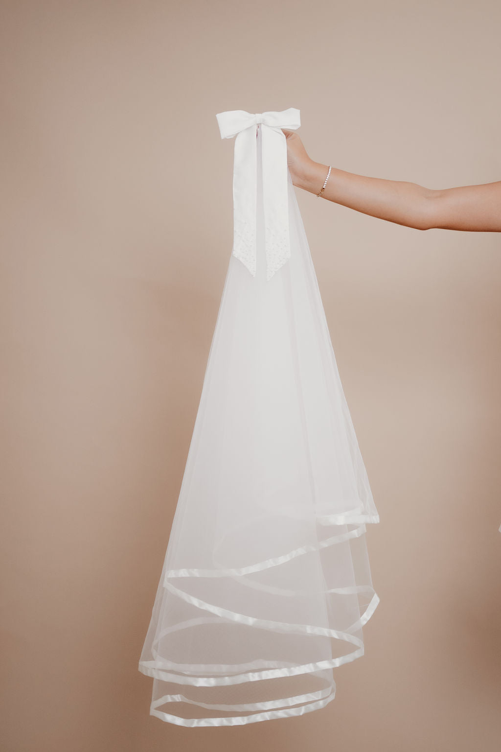 VEIL | BINDING | BOW – LENA LISA | Fashion Designer
